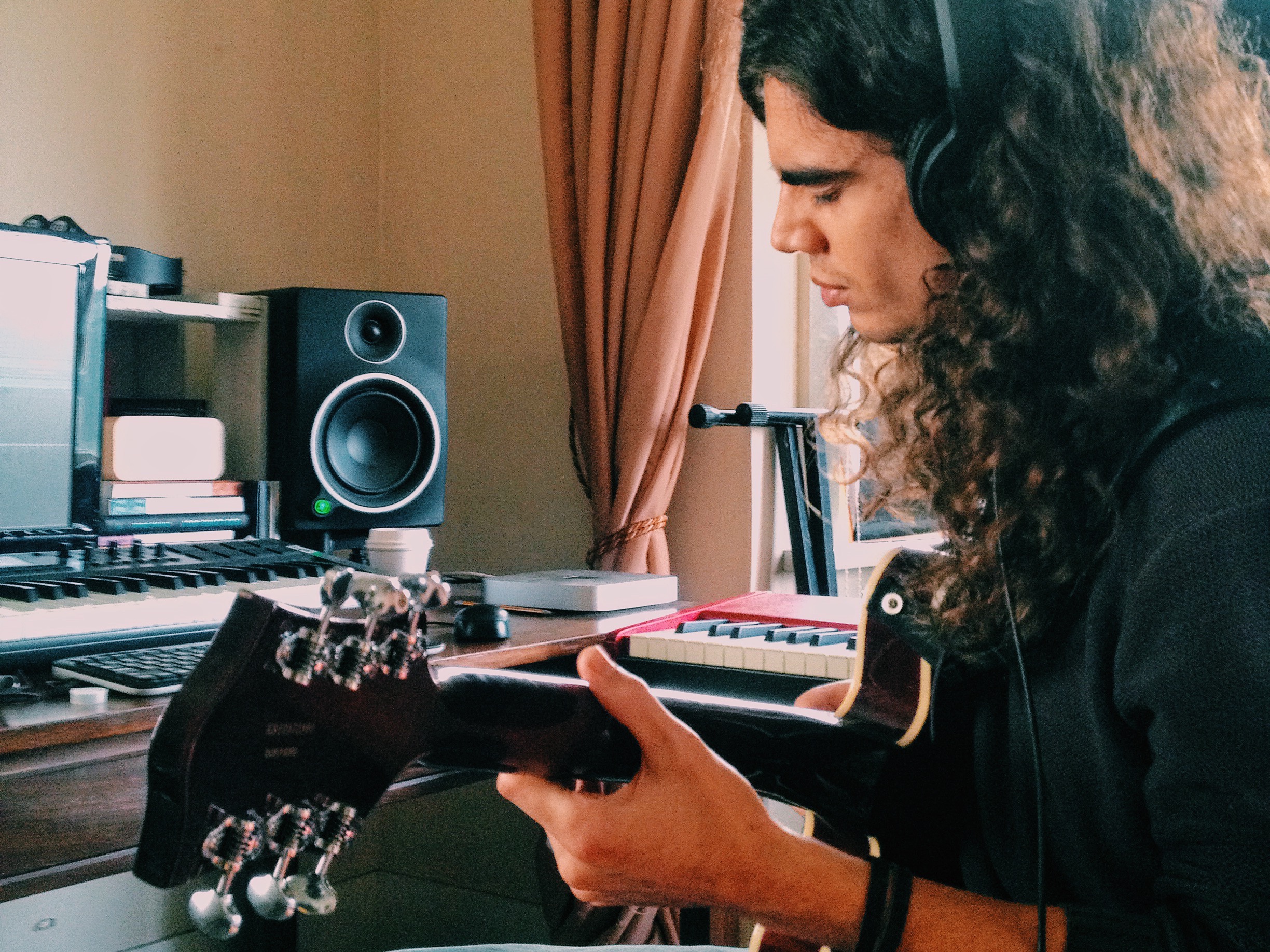 Simon Patton - NZ Music Teachers Online