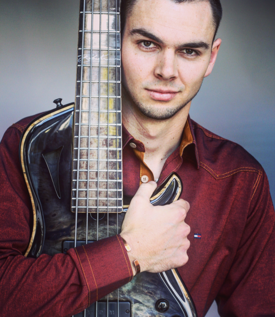 Nick Taylor Bass - NZ Music Teachers Online