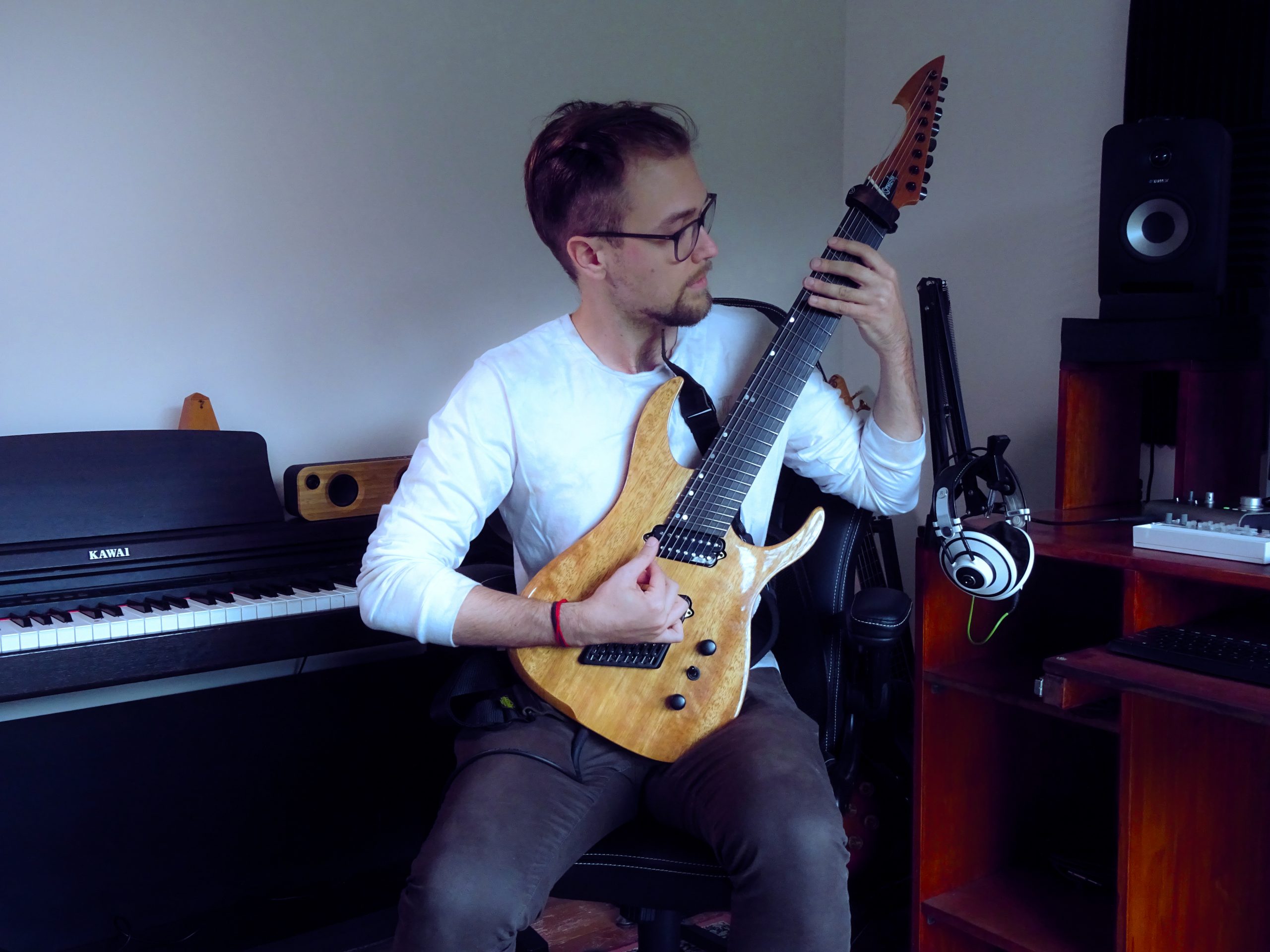 Alexander Ross Music - NZ Music Teachers Online