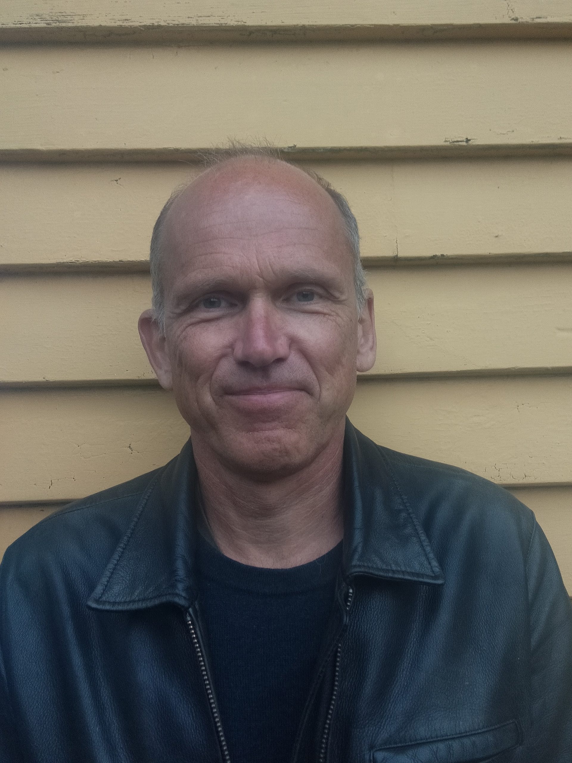 Robert Dussler 'CelloScool!' - NZ Music Teachers Online