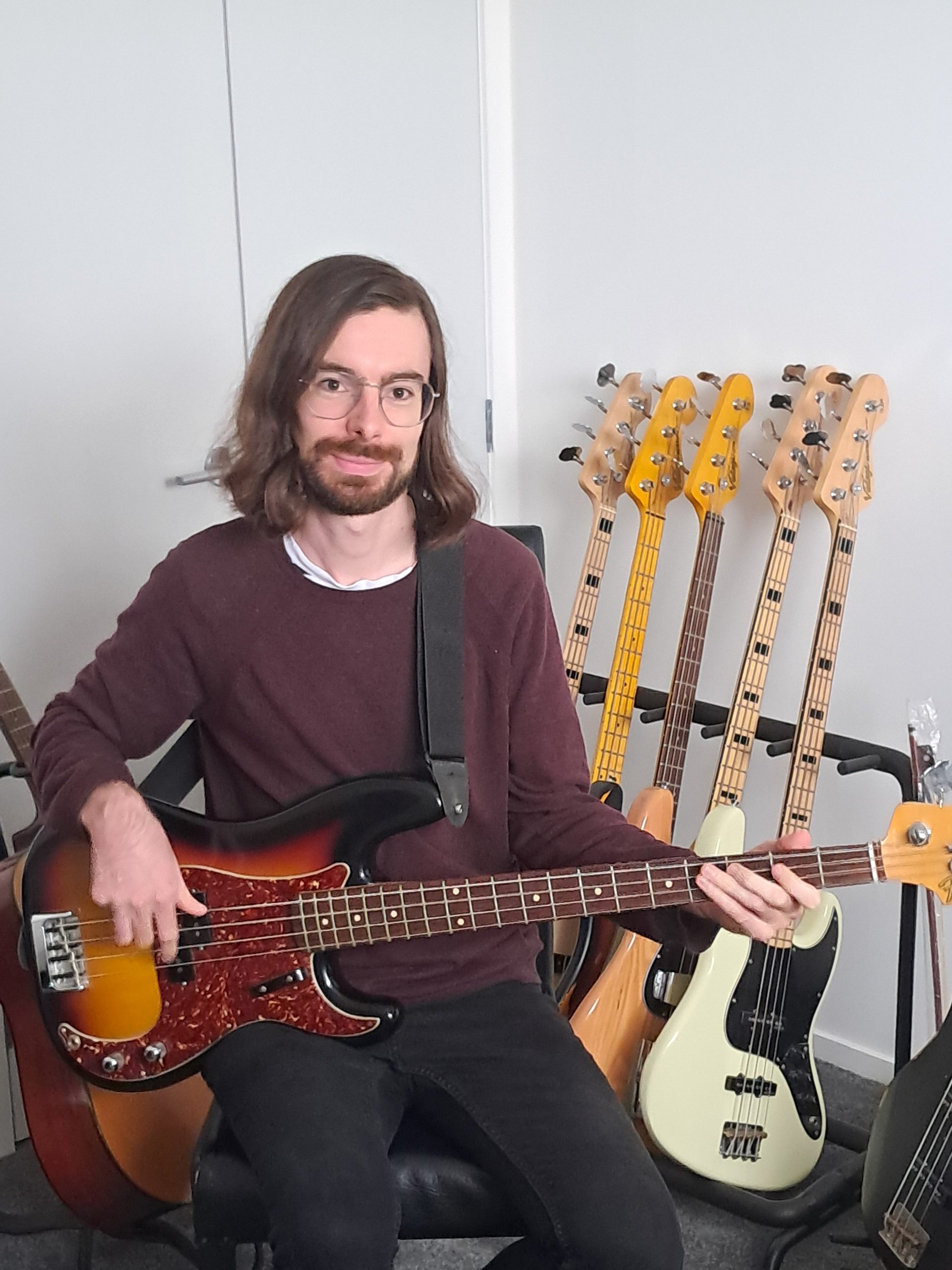 Adam Ruddell - Bass and Guitar Lessons - NZ Music Teachers Online